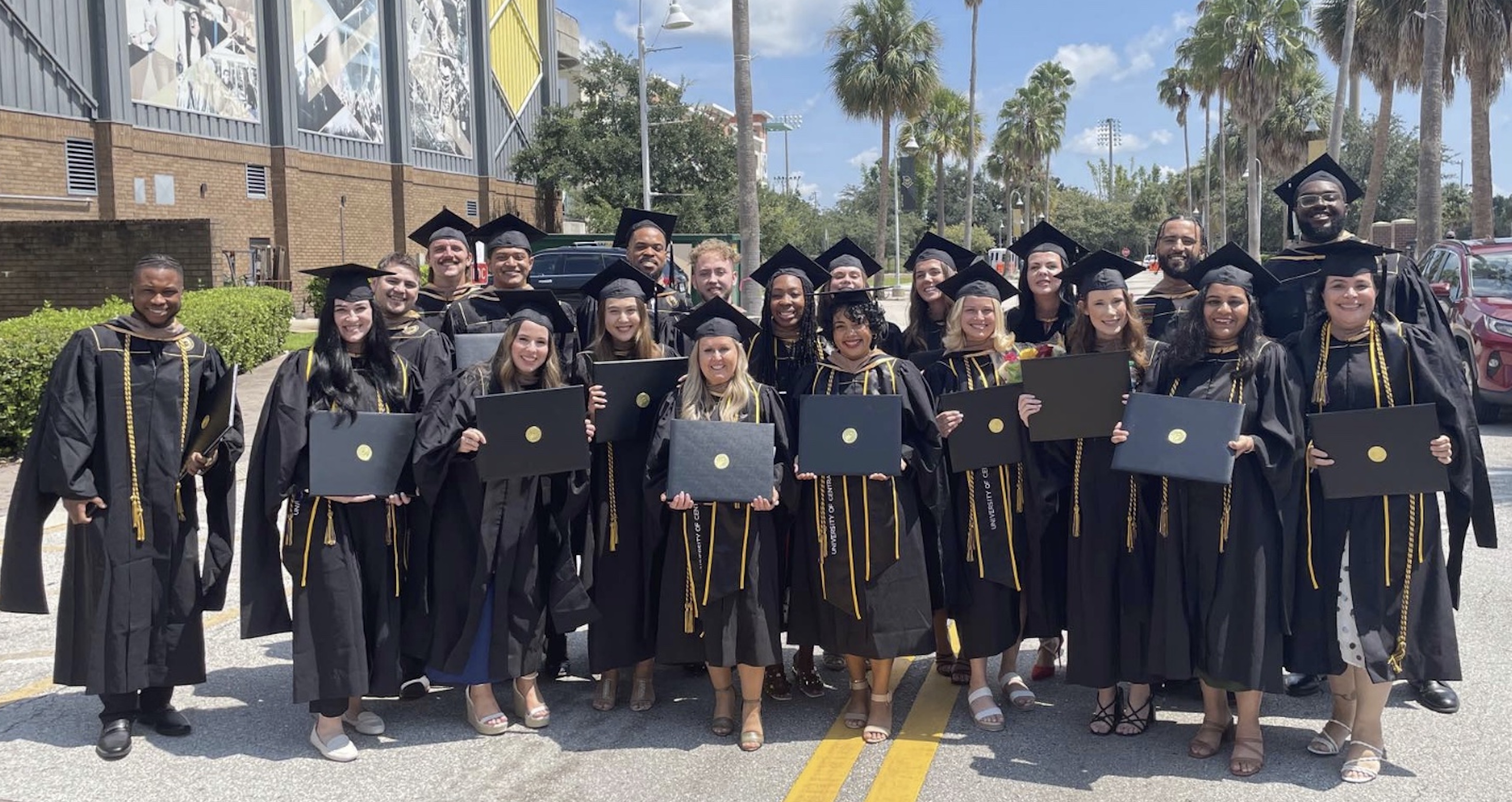 Congratulations, MSM-IB 2022-2023 cohort! – Integrated Business Blog